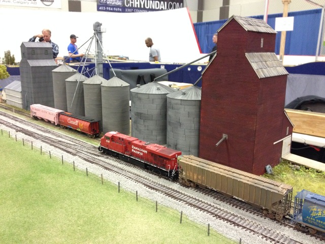 CP Rail Manitoba & Minnesota Subdivision: Calgary Supertrain, 2016