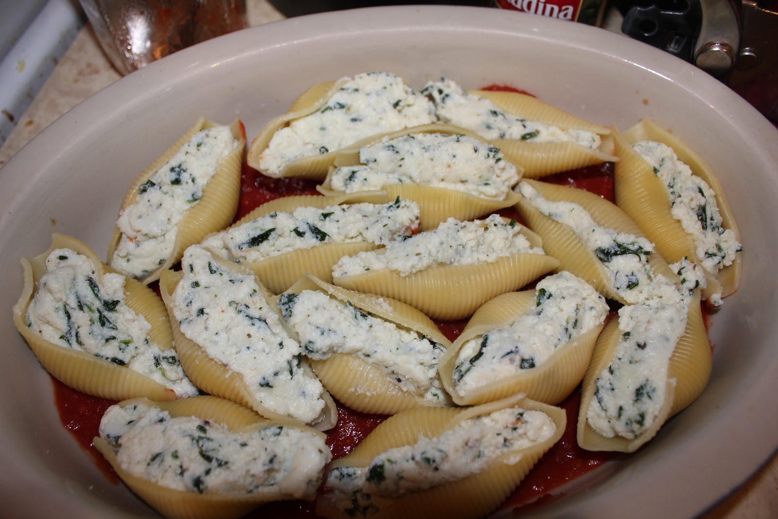 Jen's Food Adventures: Stuffed Shells Florentine