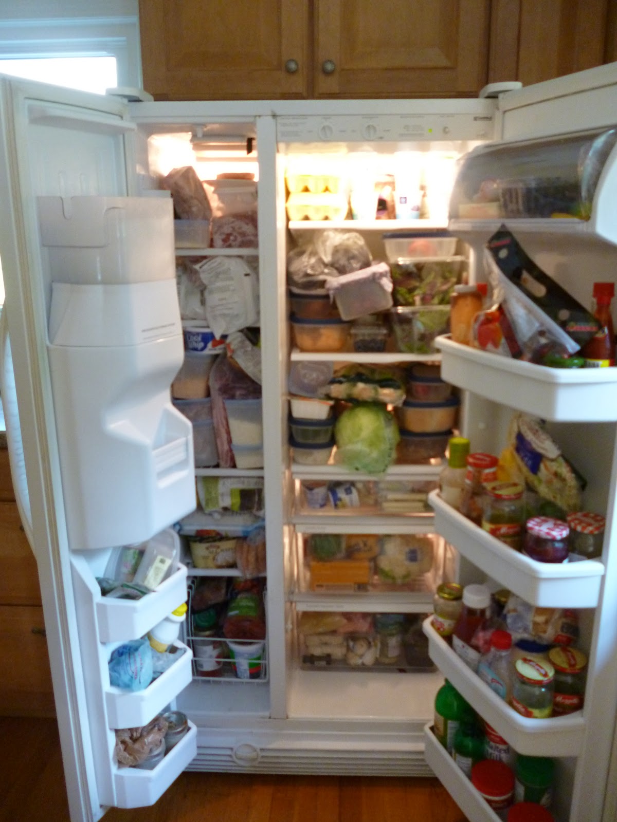 darlaville: food hoarding