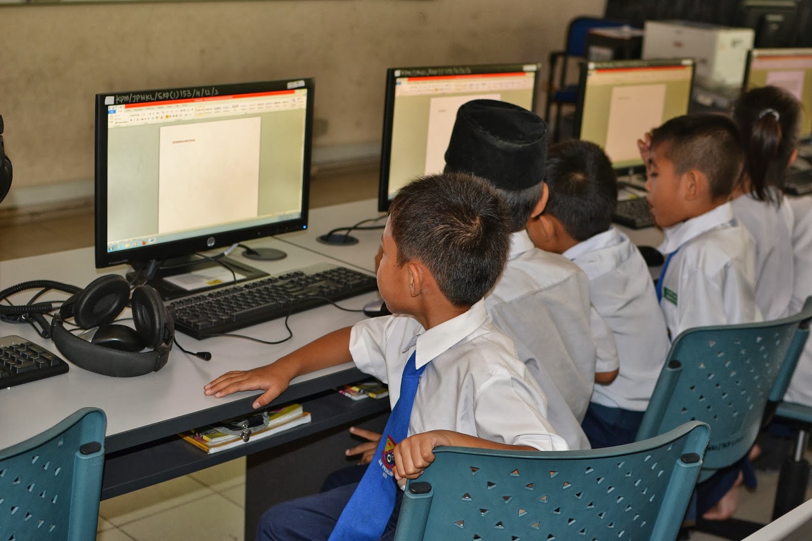 Aktiviti Pembelajaran Murid Tahun 1 ~ MAKMAL KOMPUTER SKP1