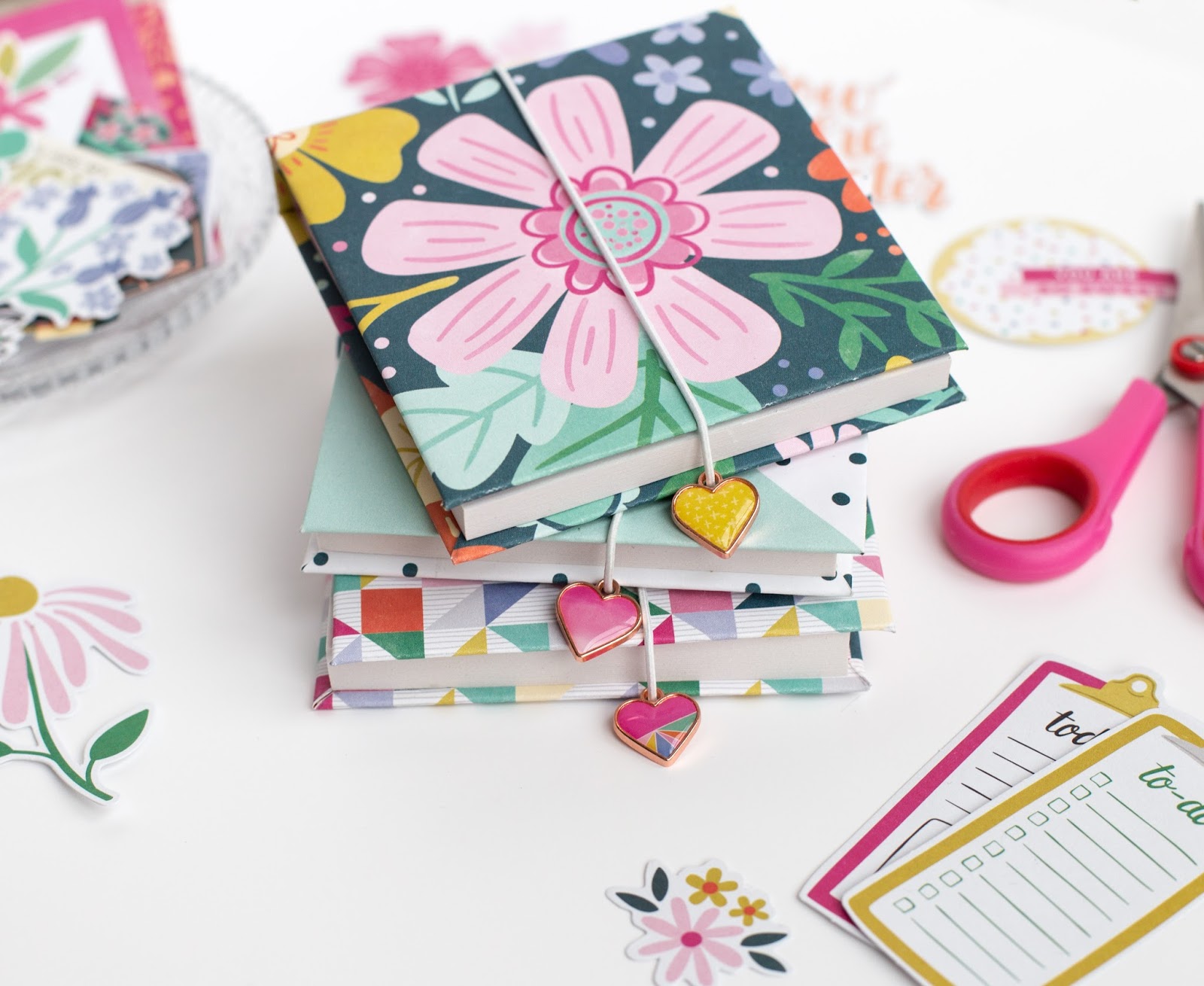Bea Valint: Cute NOTES BOOK with Oh my Heart collection