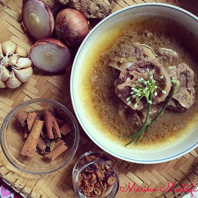 Spicy Ox Tail Soup Using The Philips Pressure Cooker Cooking With Marina Mustafa