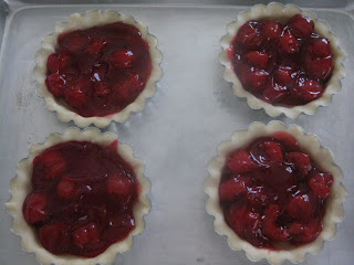 Girl Behind the Apron: Mini Lattice Cherry Pies