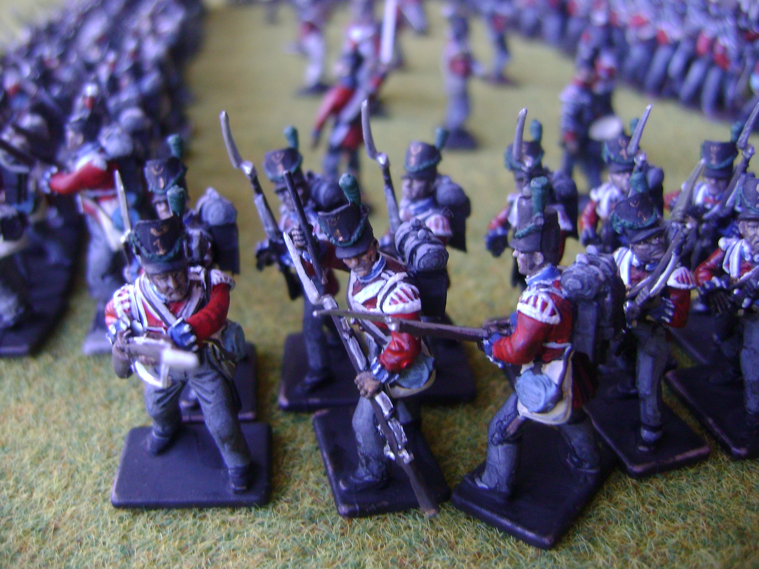 The British Army At Waterloo: 28mm Square 1-1 - Royal Scots - update