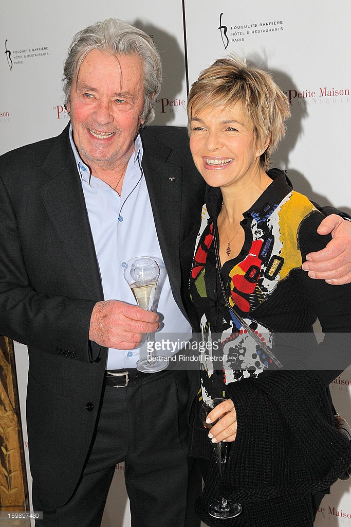STAR PEOPLE CROWN: ALAIN DELON ,ANTHONY DELON WITH HER HIDDEN DAUGHTER ...