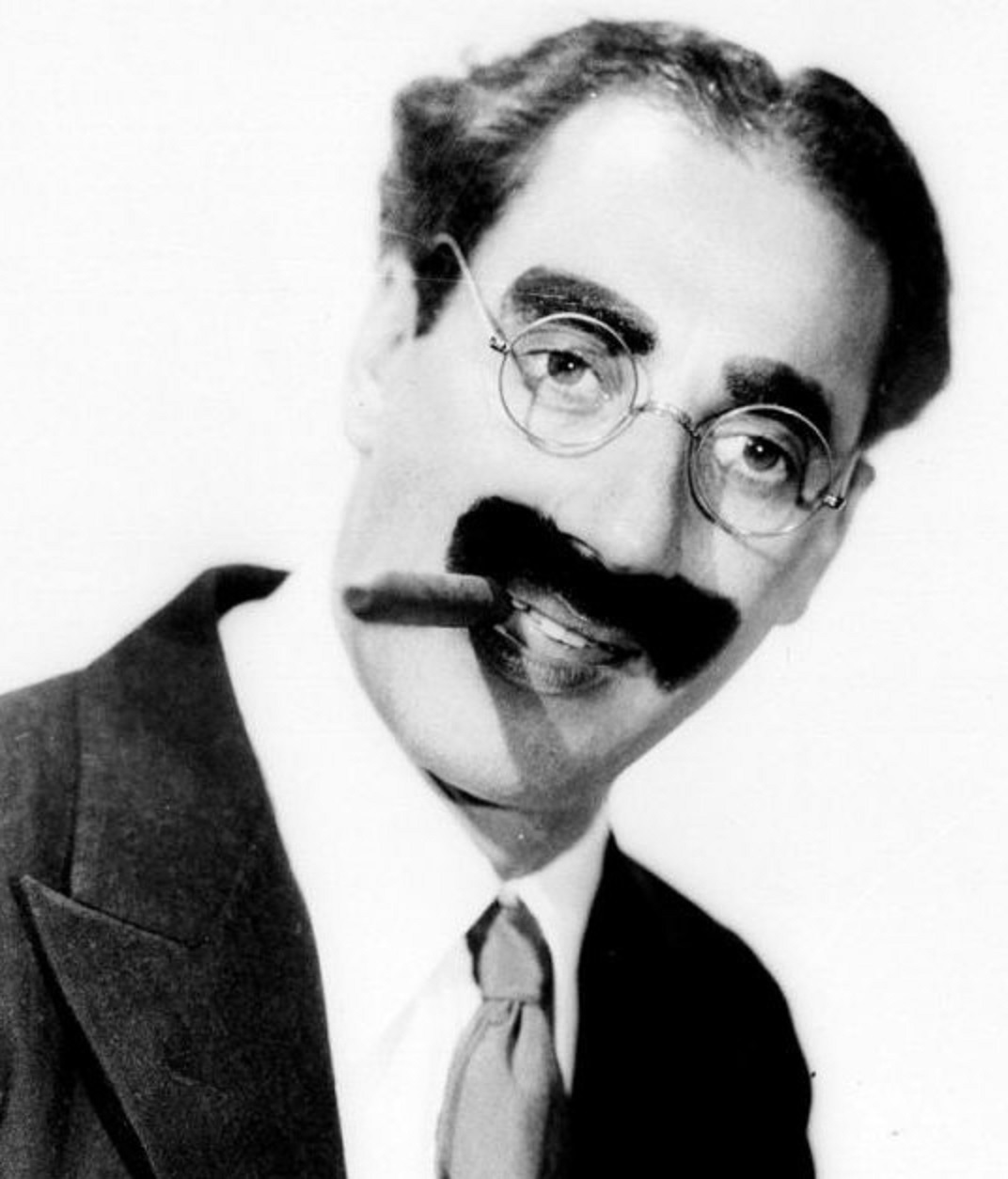 Paul Davis On Crime: Joke Of the Day: Groucho Marx's The Hunter