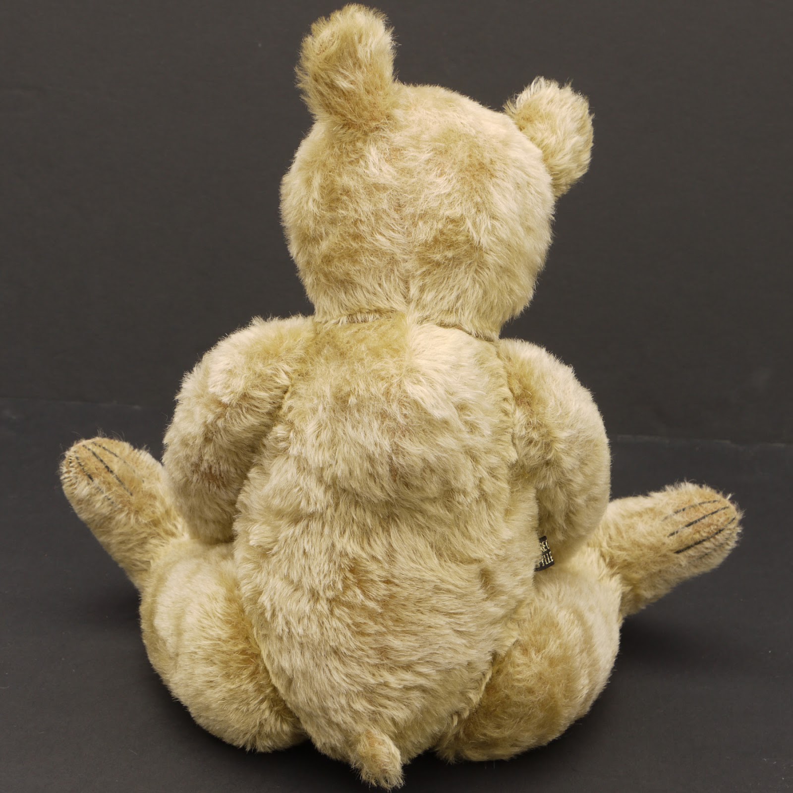 Gregory Gyllenship: Alexander - Traditional Bear