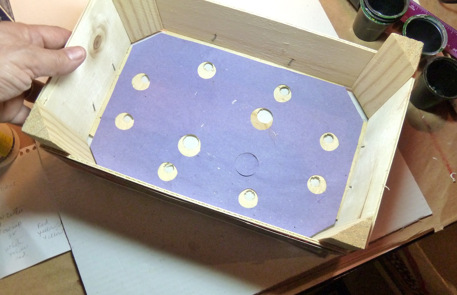Make it easy crafts: Recycled Glue Caddy