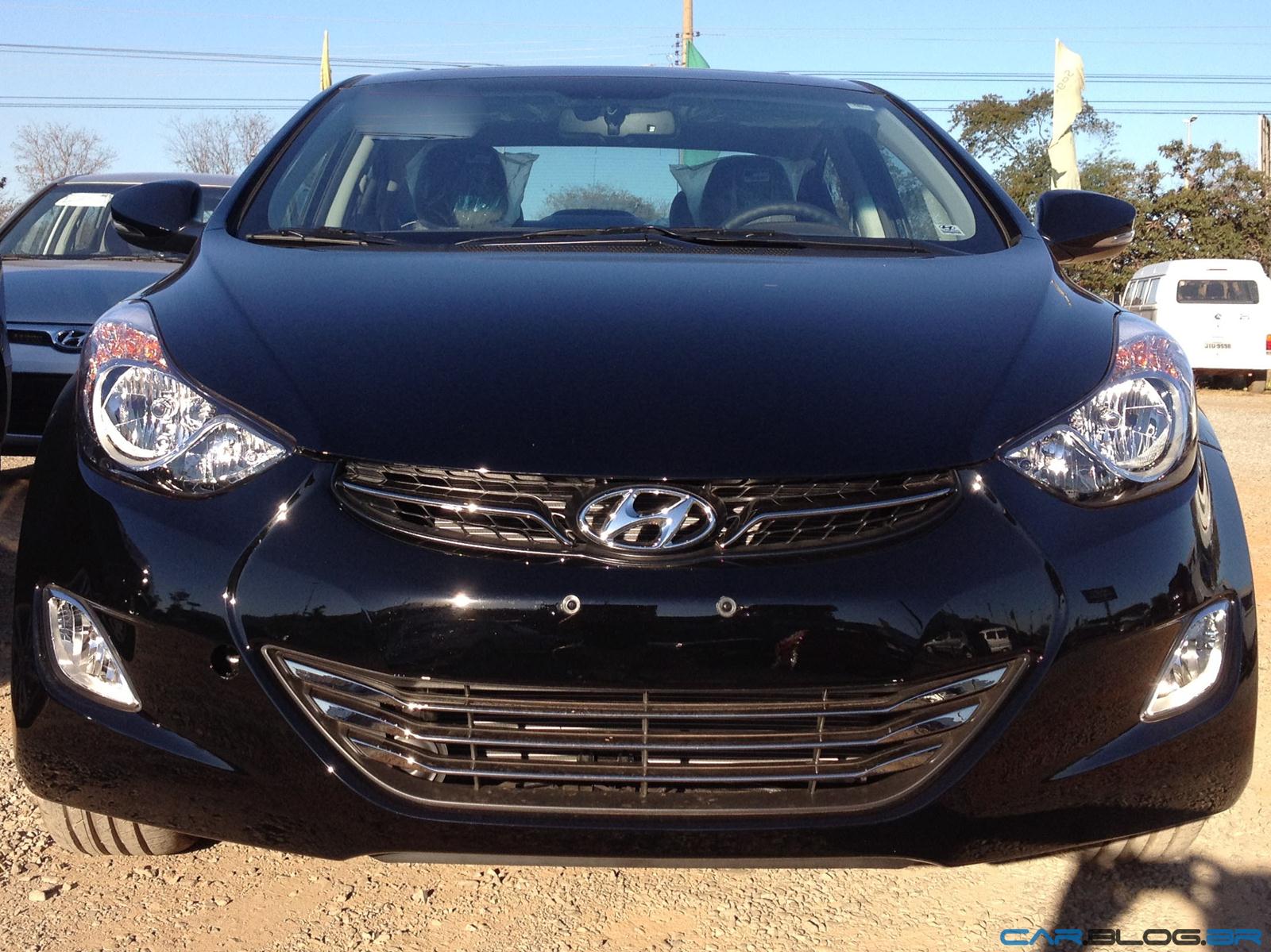 Hyundai Elantra GLS 2013: fotos, preços e especificações