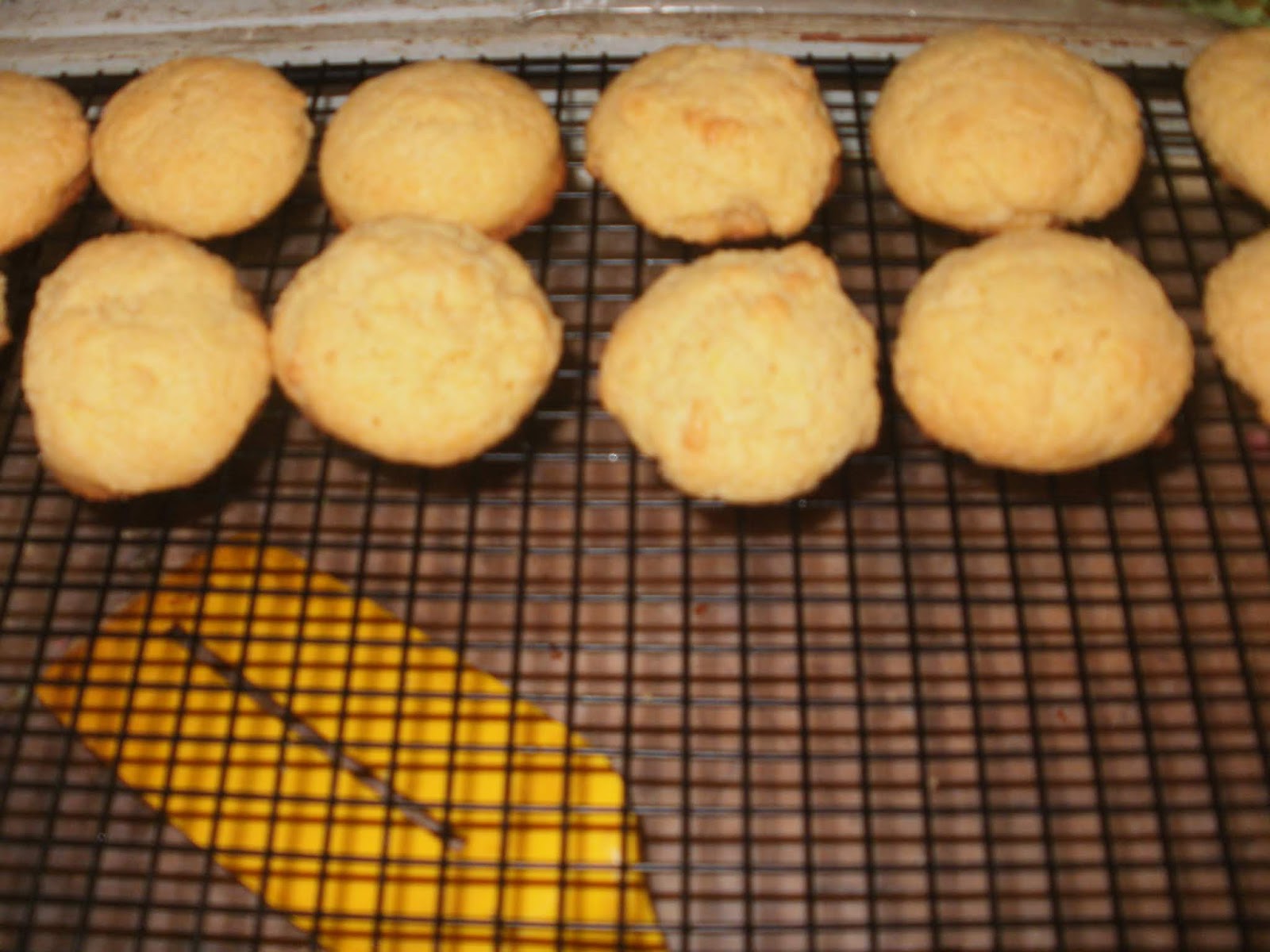 Marcy's Tastefully Simple Recipes: Holiday Baking: Lemon Drop Cookies