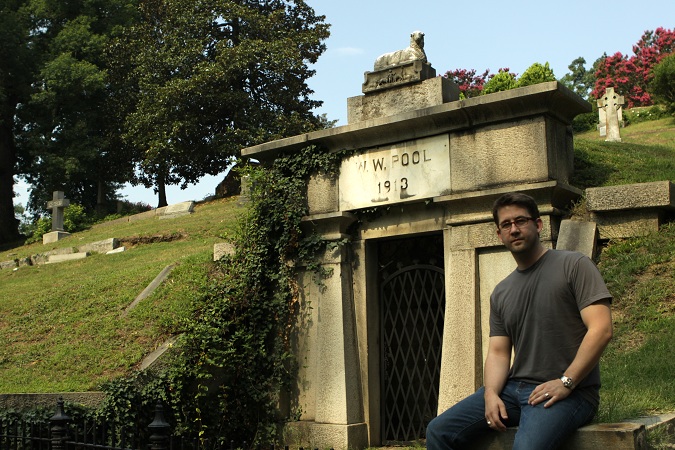 Found a photo of W.W Pool's grave (The Richmond Vampire) : r/lorepodcast