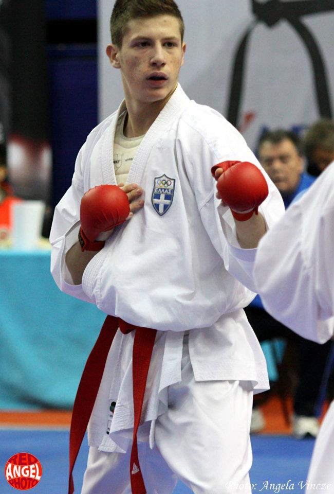 Onlyfighters: ΧΡΥΣΟ ΜΕΤΑΛΛΙΟ για την ΕΛΛΑΔΑ πήρε ο ΝΙΚΟΣ ΚΟΣΜΑΣ στο ...