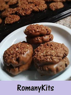 In en om die huis: RomanyKits