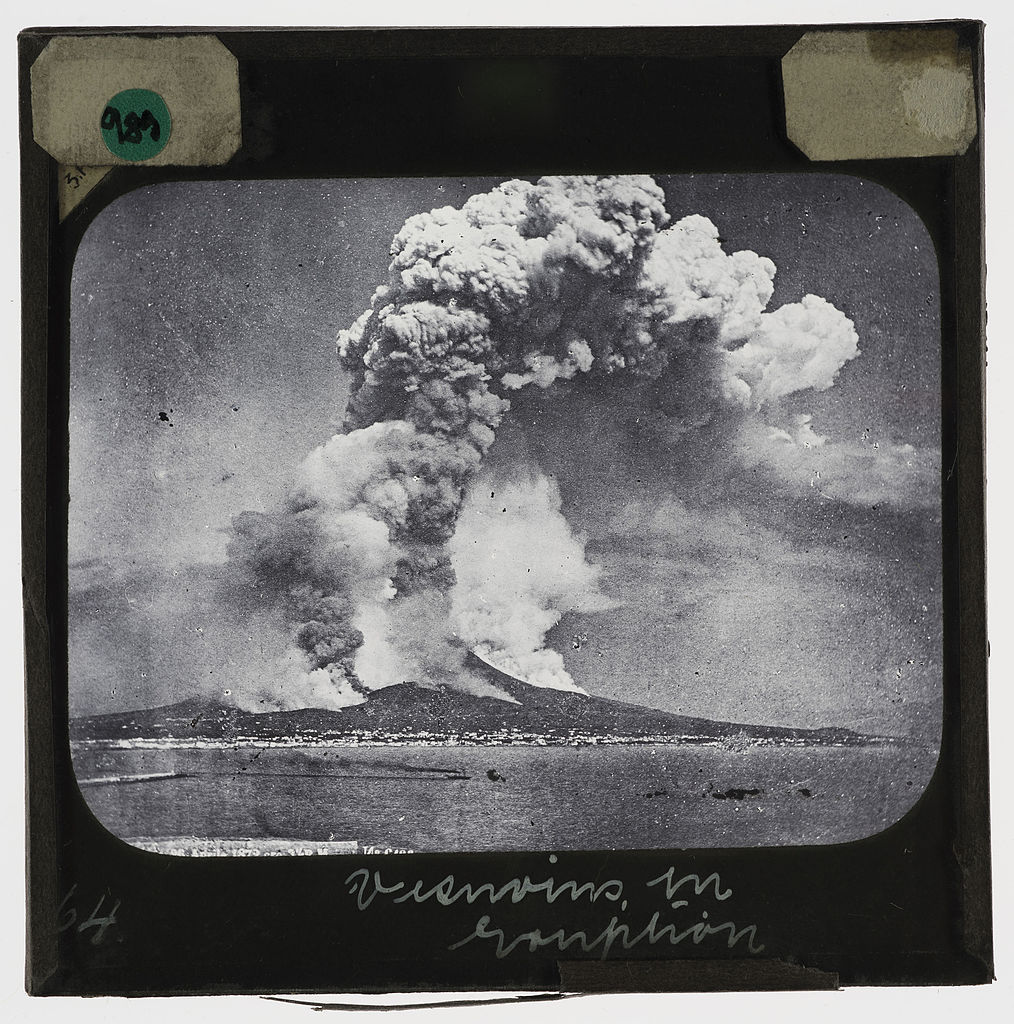 Early Photographs of Volcanoes and Avalanches Around the World Taken by ...