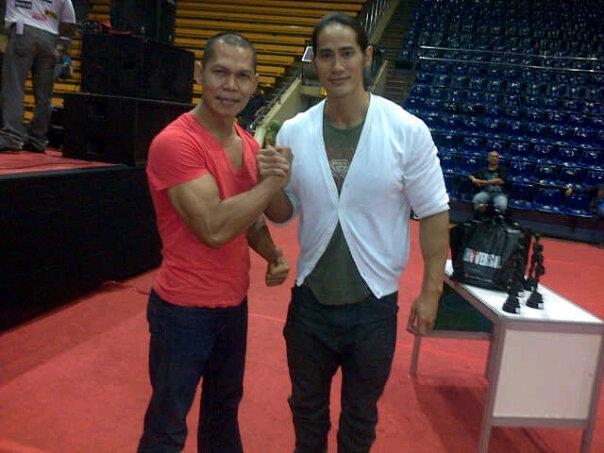 STAR FITNESS: FOTO BERSAMA MR. ADE RAI