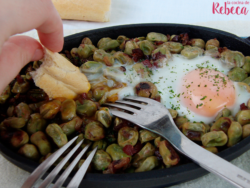 La cocina de Rebeca: Habas con jamón y huevo