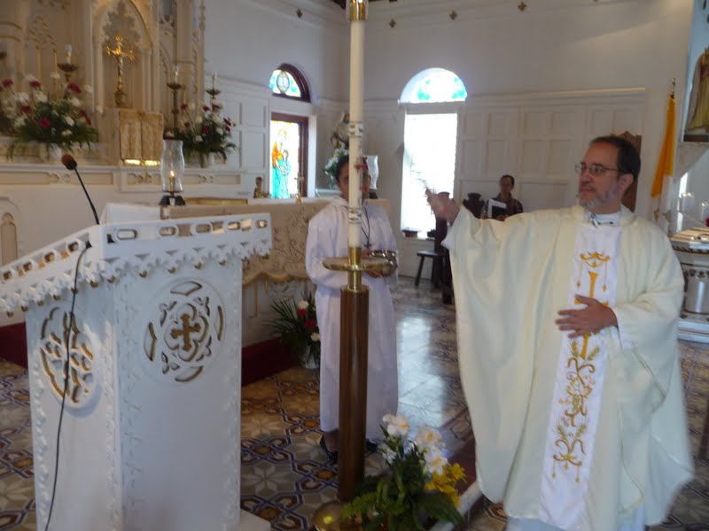 Catholic Islander News: New Ambo Blessed