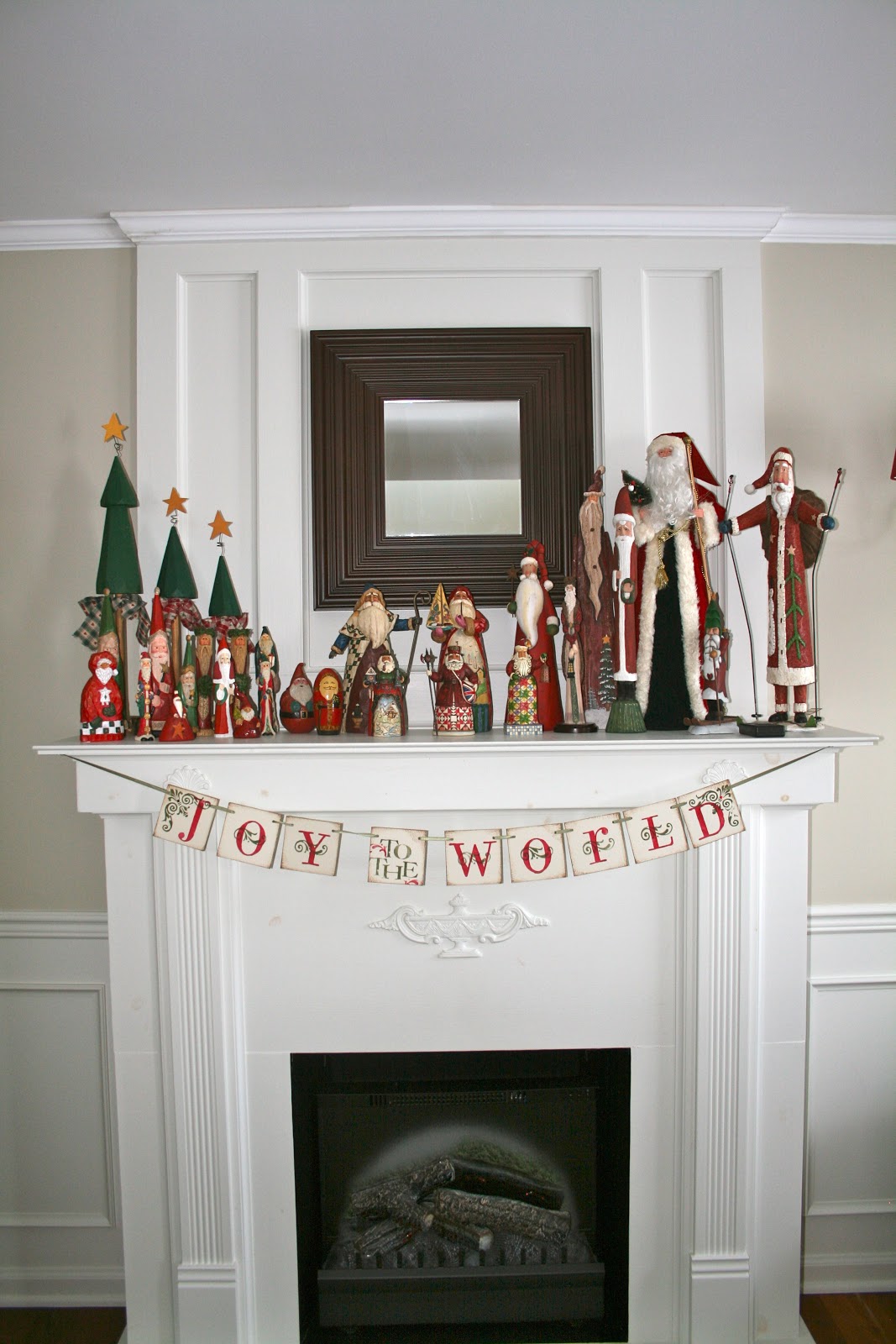 : Christmas Mantels