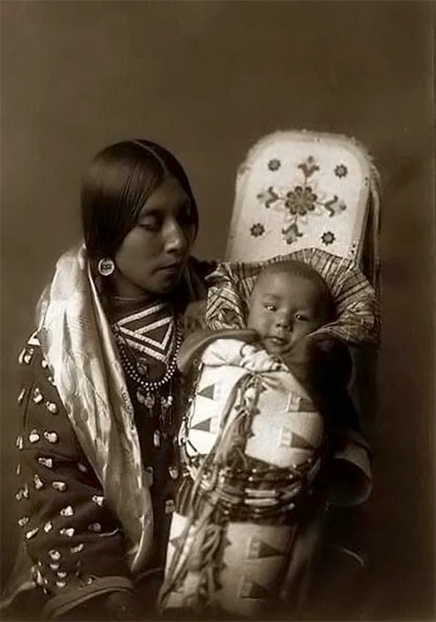 White Wolf : Native Mothers Through The Years: a Collection of Images ...