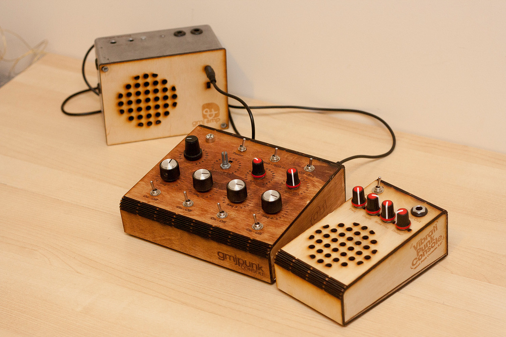 MATRIXSYNTH: Punks Together