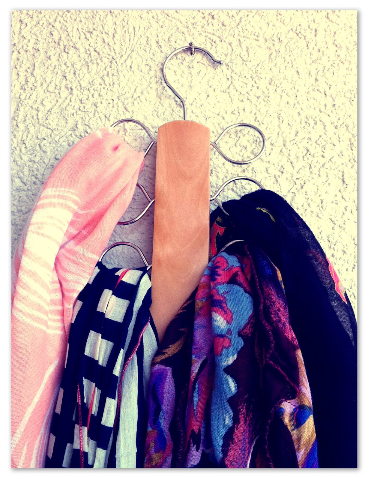 MI(L)CLOSET: [DATO] Colgadores de ropa, un mundo por descubrir