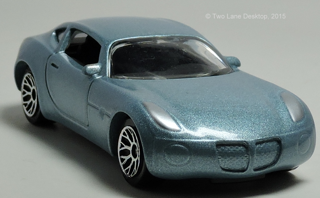 Maisto and Matchbox Pontiac Solstice coupe and convertible; Maisto 1:24 ...