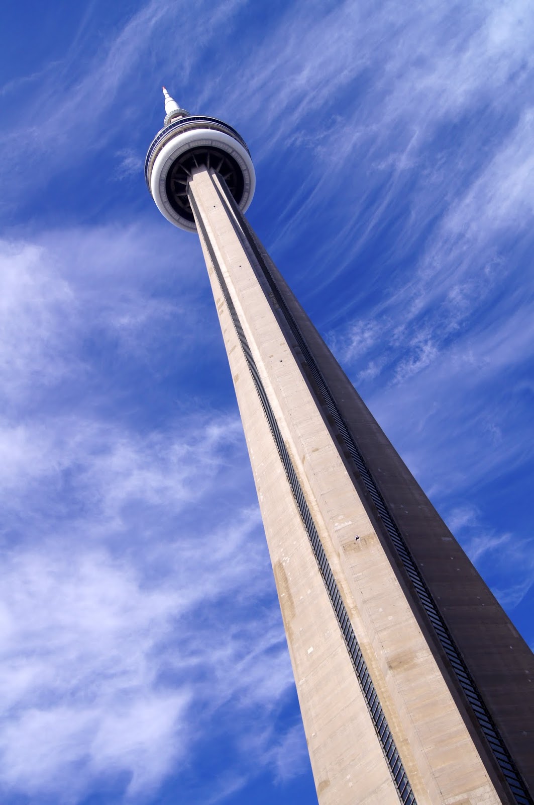 Mashed Thoughts: Visiting the CN Tower - Toronto, ON