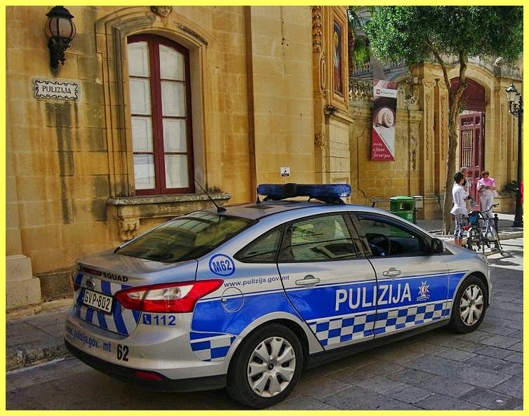 Monedas y Mundo: 2 Euros Malta 2014: 200 Aniversario de la Policía