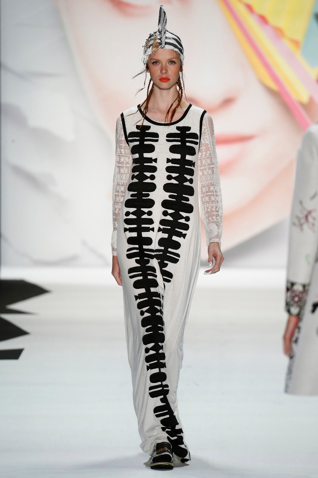 Desigual Spring/Summer 2016 Runway Show - Fashion of Philly