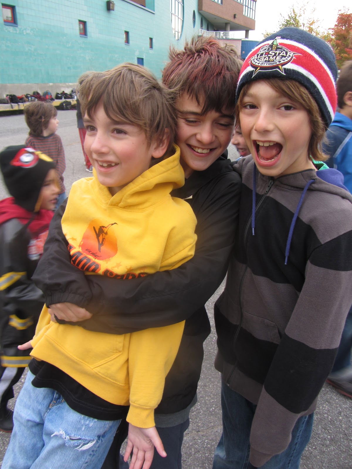 Rainbow Eggheads Digital Classroom: Silly Walk Parade