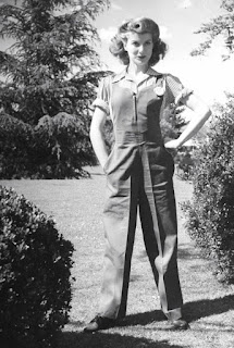 Slice of Cheesecake: Barbara Britton, pictorial