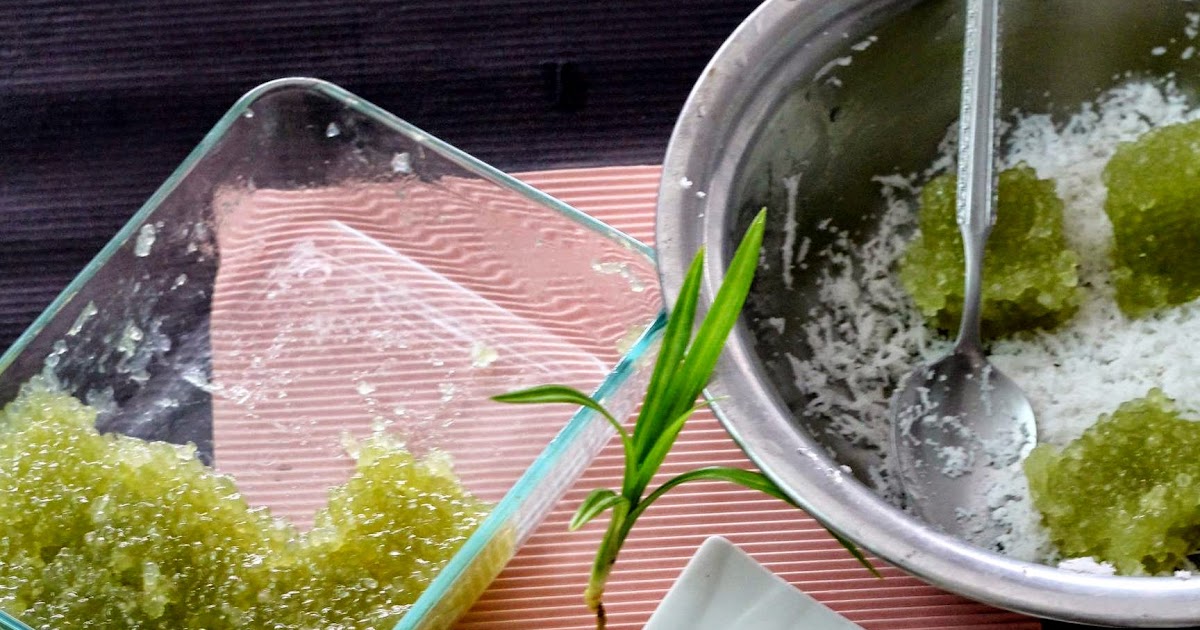 Kuih Sagu Kukus (Steamed Sago Cake)