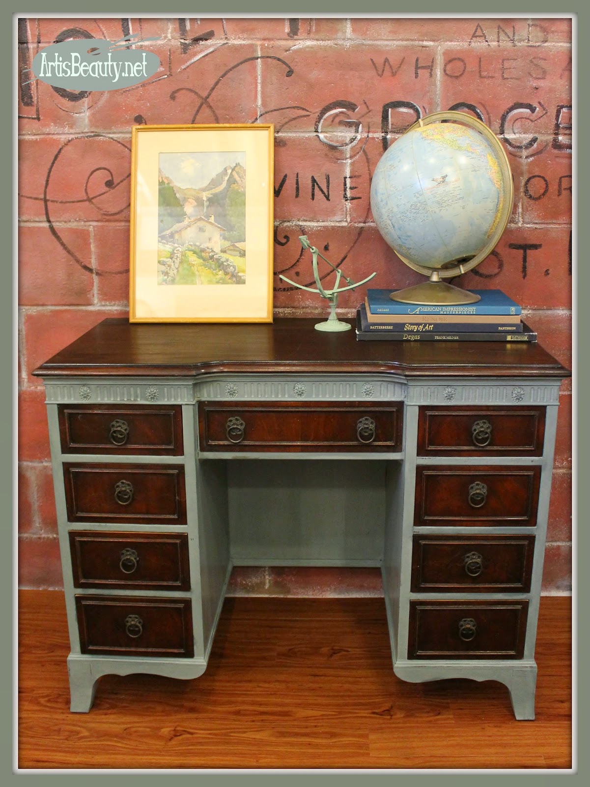 ART IS BEAUTY: Beat up Desk gets and EXECUTIVE makeover.