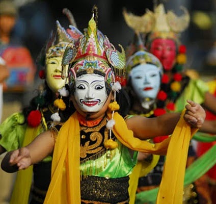 Topeng Malangan, Kesenian Ikonik Kota Malang - sinaumalang | JB-ITC 2014