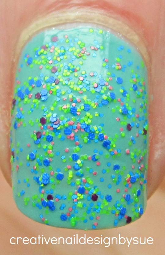 Creative Nail Design by Sue: Pretty & Polished Sand Art