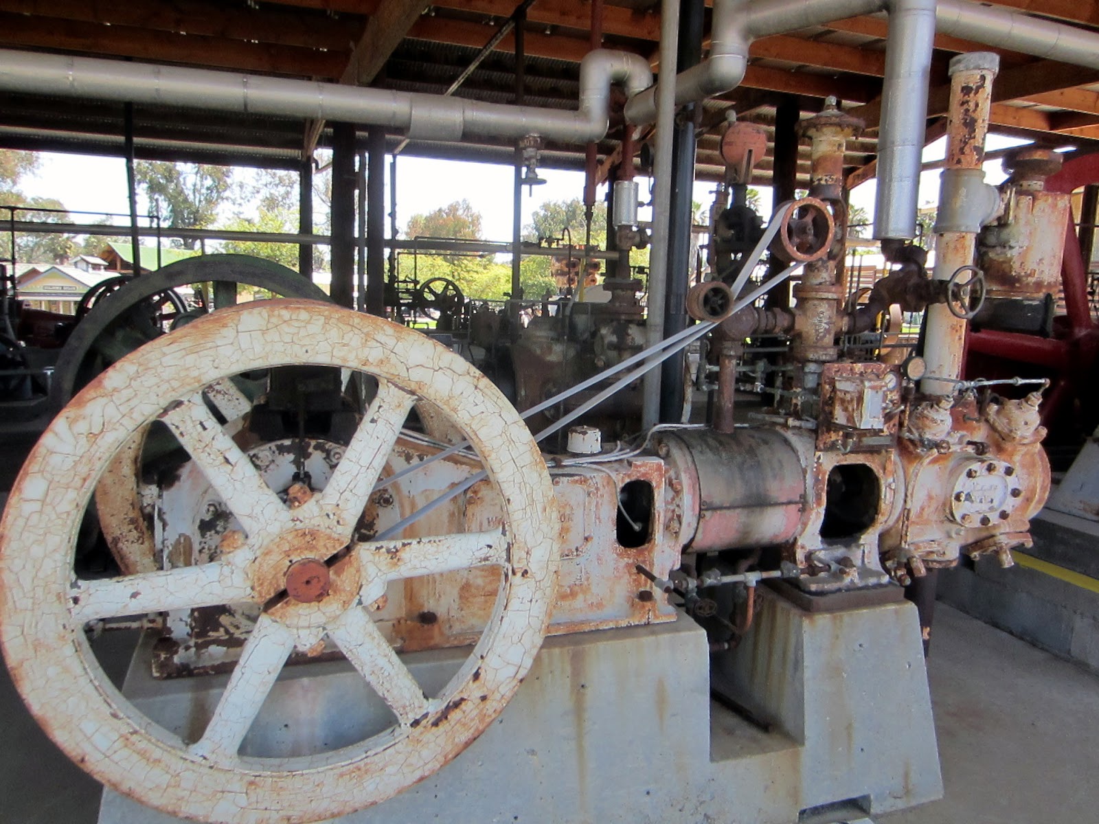 Hasty Pics: Antique Gas & Steam Engine Museum - Vista, California