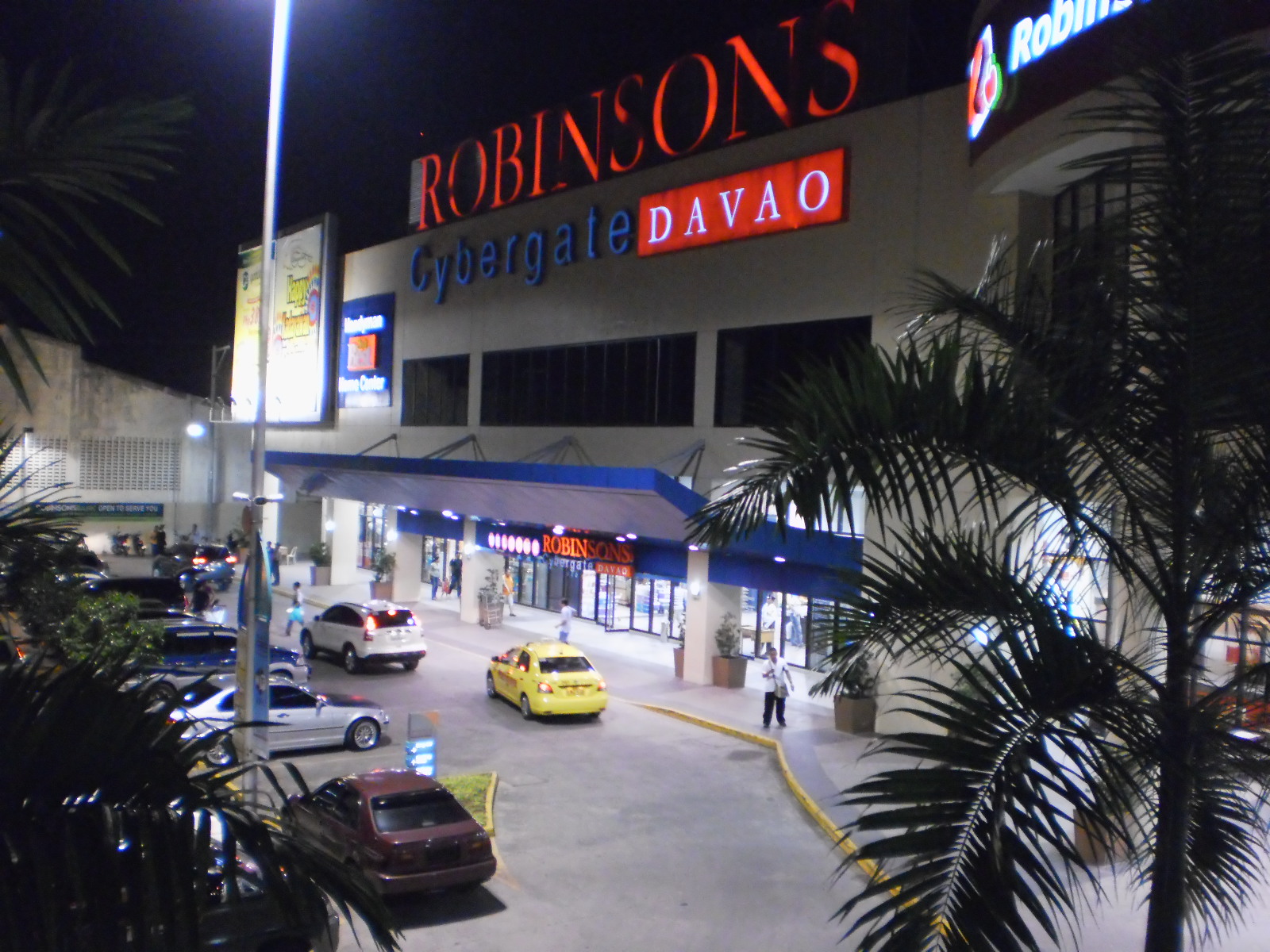 Make It Davao: Robinsons Cybergate Davao
