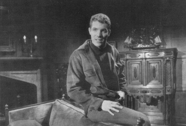 Shadows on the Wall: An Online Dark Shadows Fanzine: Joel Crothers