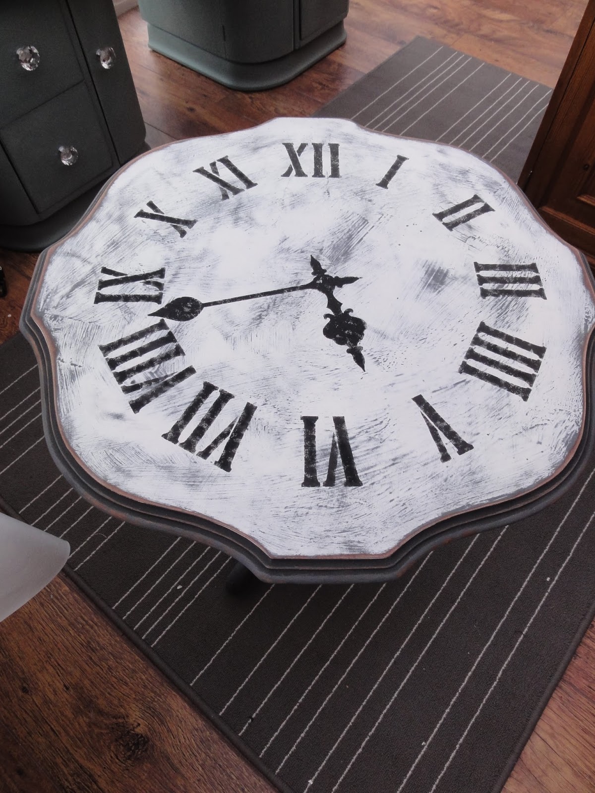 UniqueChic: SOMEBODY STOP ME