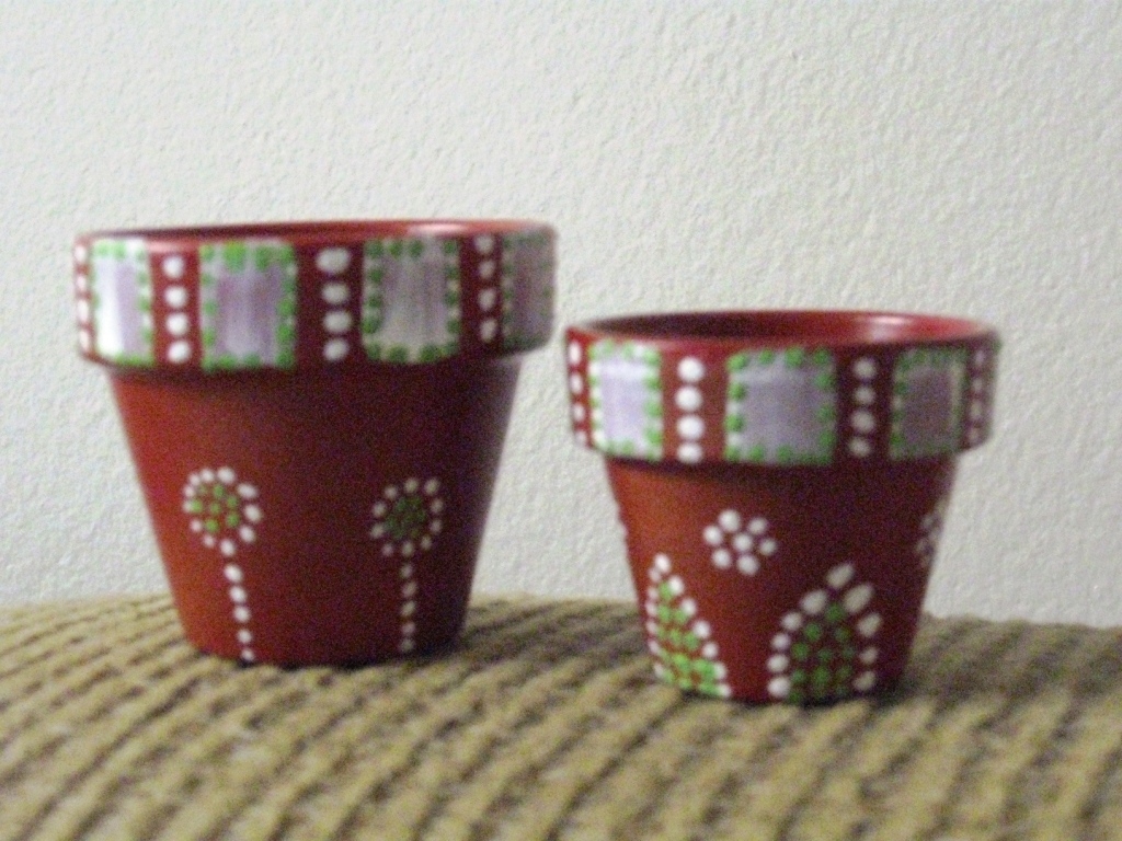 DesiKalakar: Hand painted mini clay pots
