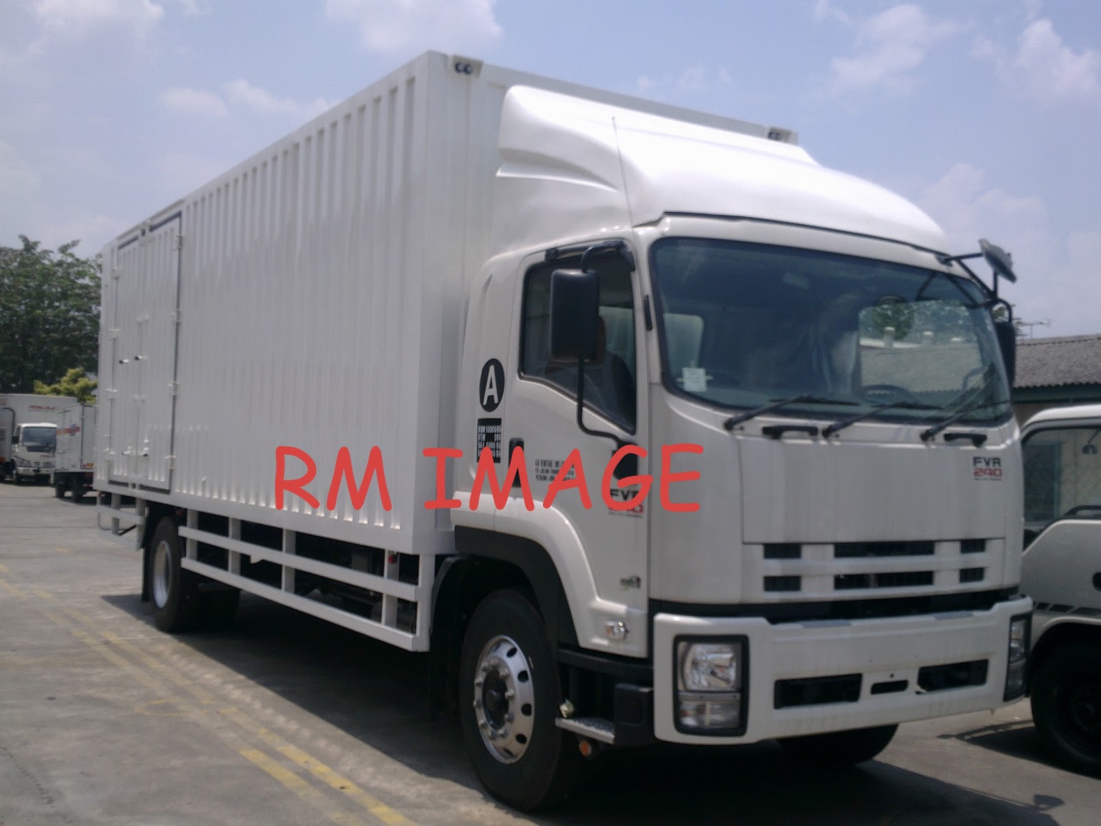 ISUZU TRUCK IN MALAYSIA: ISUZU FVR34 CORRUGATED BOX
