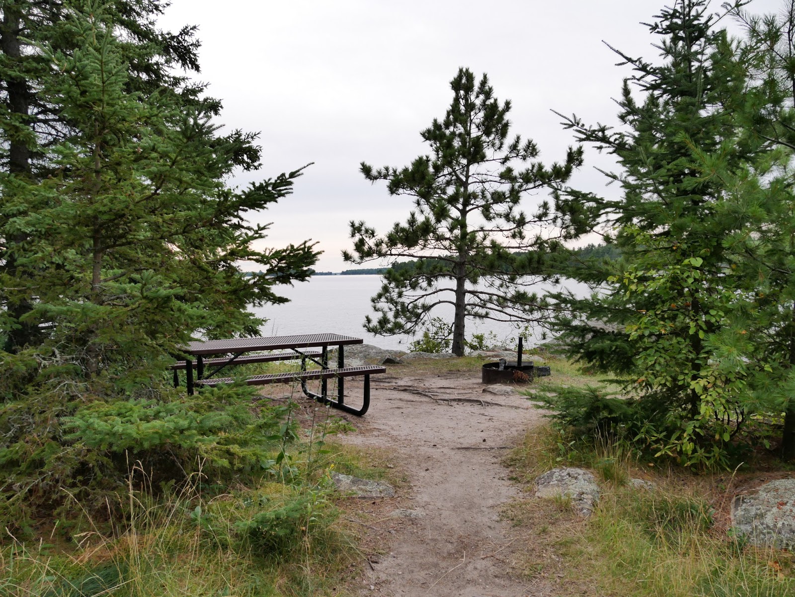 American Travel Journal: Point at Ash River Visitor Center - Voyageurs ...