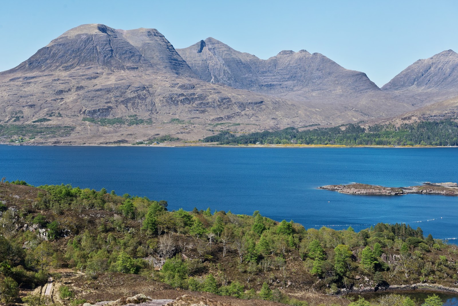 Wigtwizzle - Norman Smith's Travel Blog.: From Applecross to Torridon