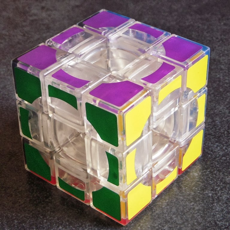 Rubik's cubes & co : collection, comparaison, résolution: LanLan Void Cube
