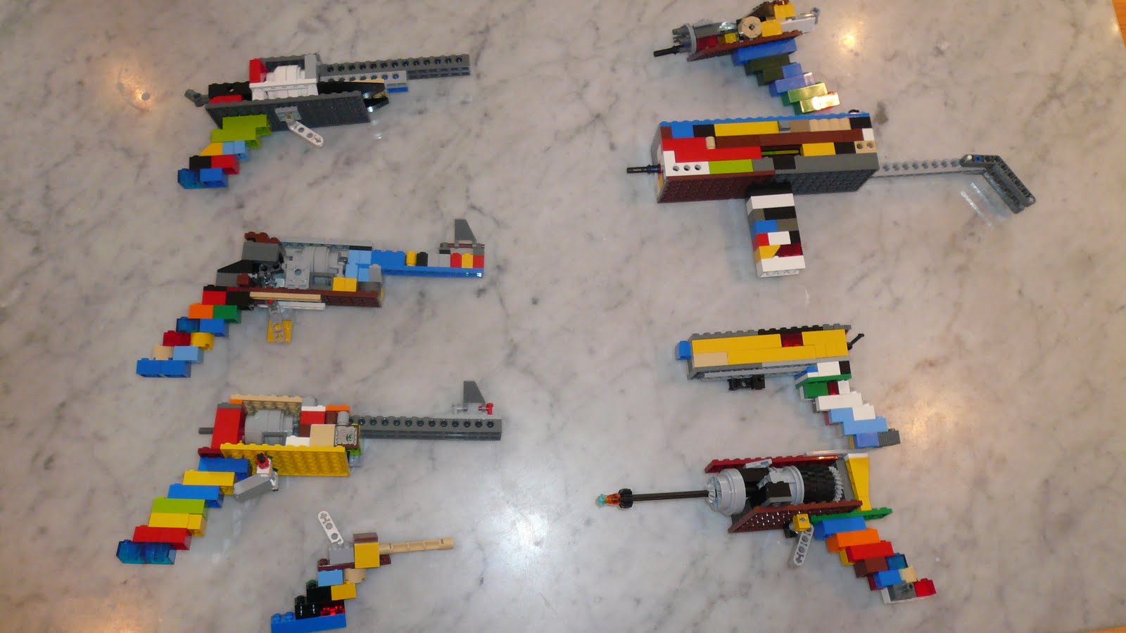 Charlie's Legos: Lego guns