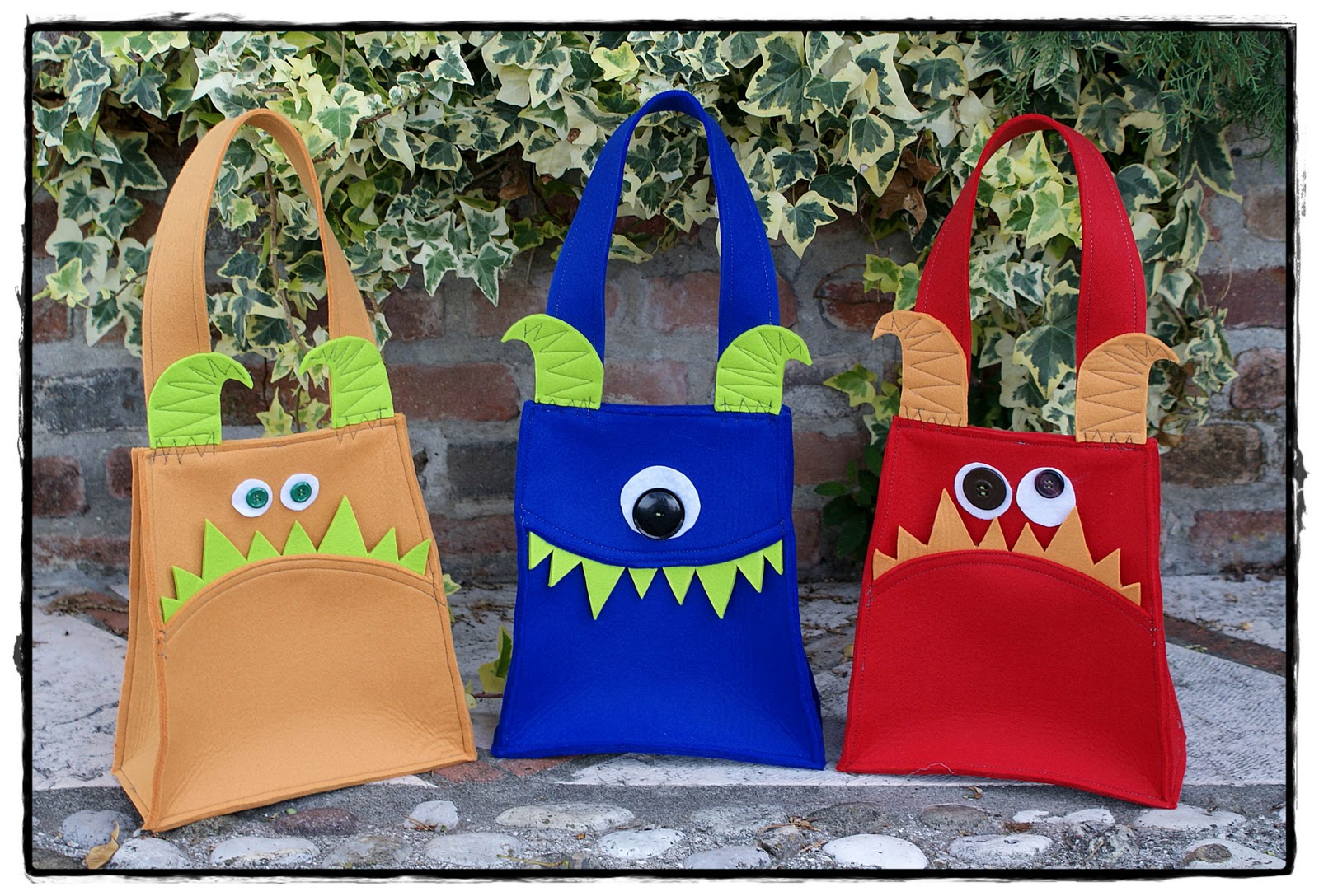 Creative Compulsive: Monster Bags