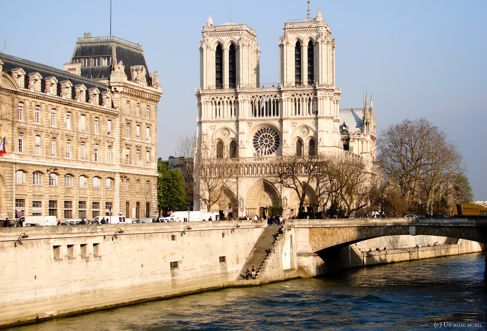 Un blog mobil: Paris - oraşul îndrăgostiţilor, oraşul luminilor, oraşul ...