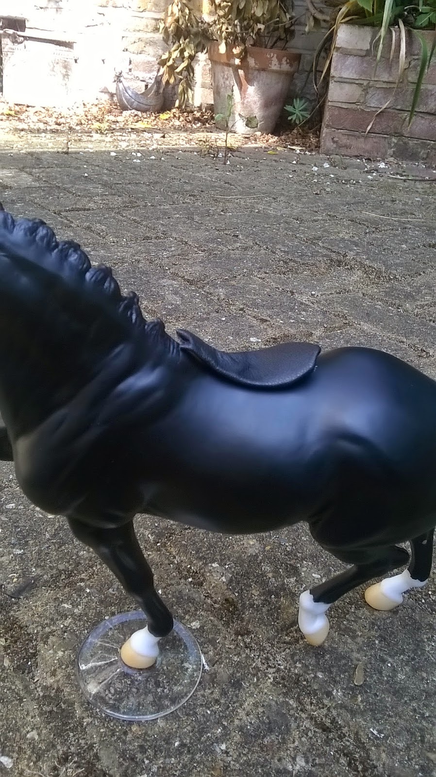 Model Horse Tutorials: Model horse saddle pattern and Breyer Totilas ...