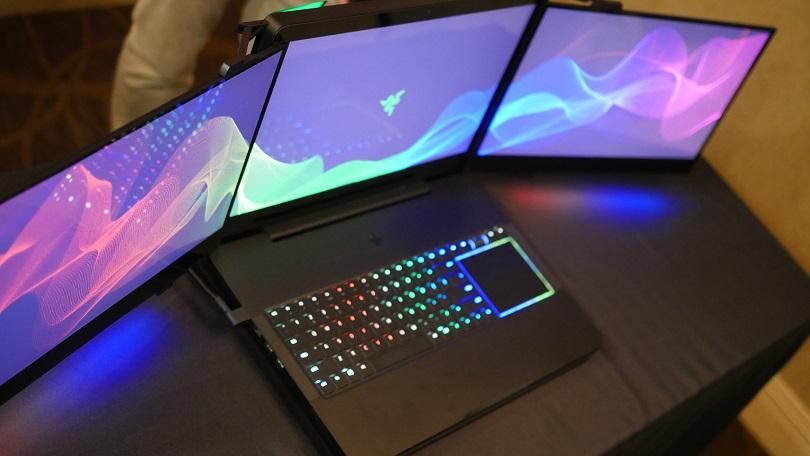 The latest 3 monitor Razer gaming laptop looks amazing! WOW! - Tech ...