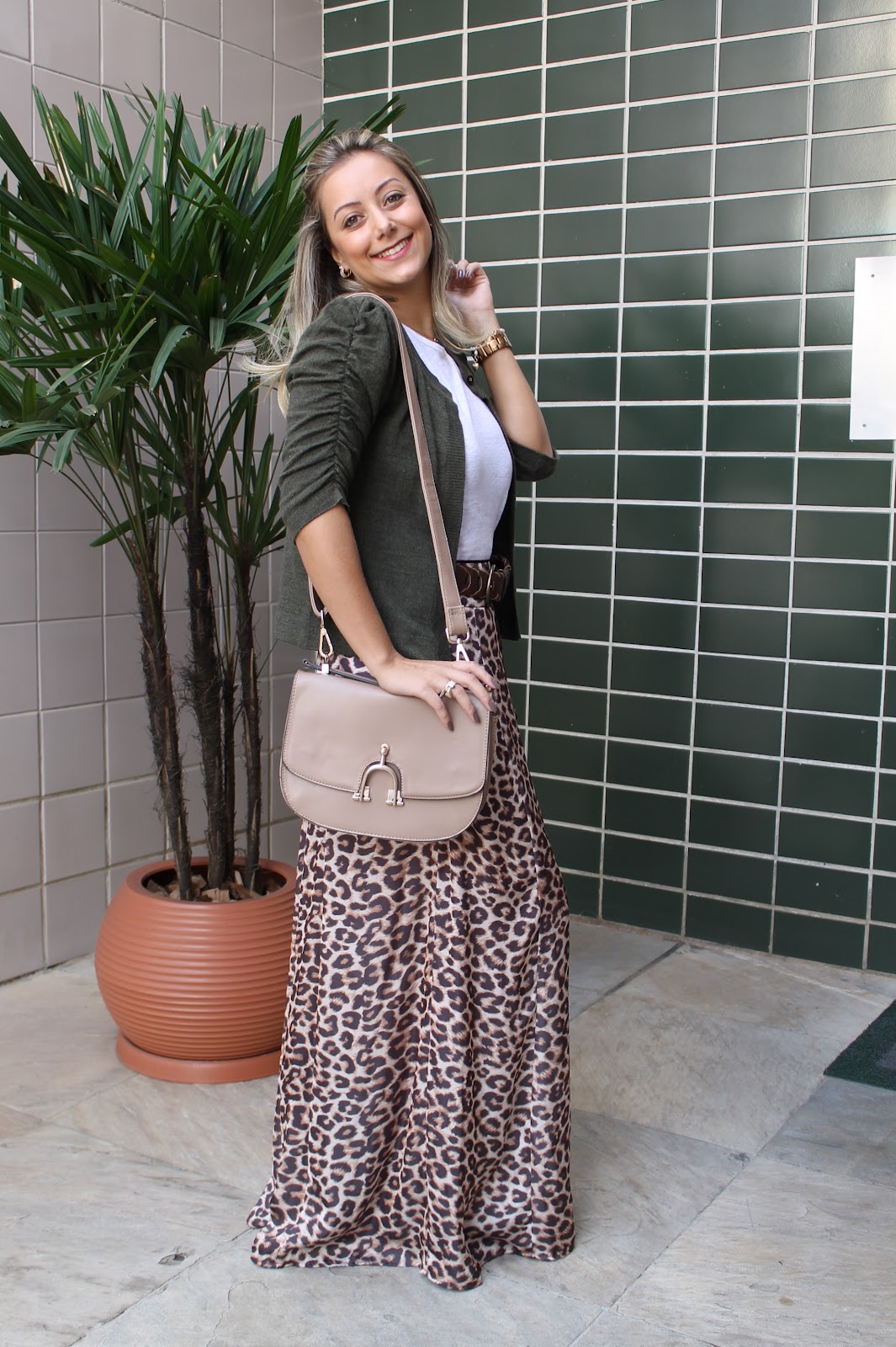 Josi Queiroga: Meu Look - Saia Longa